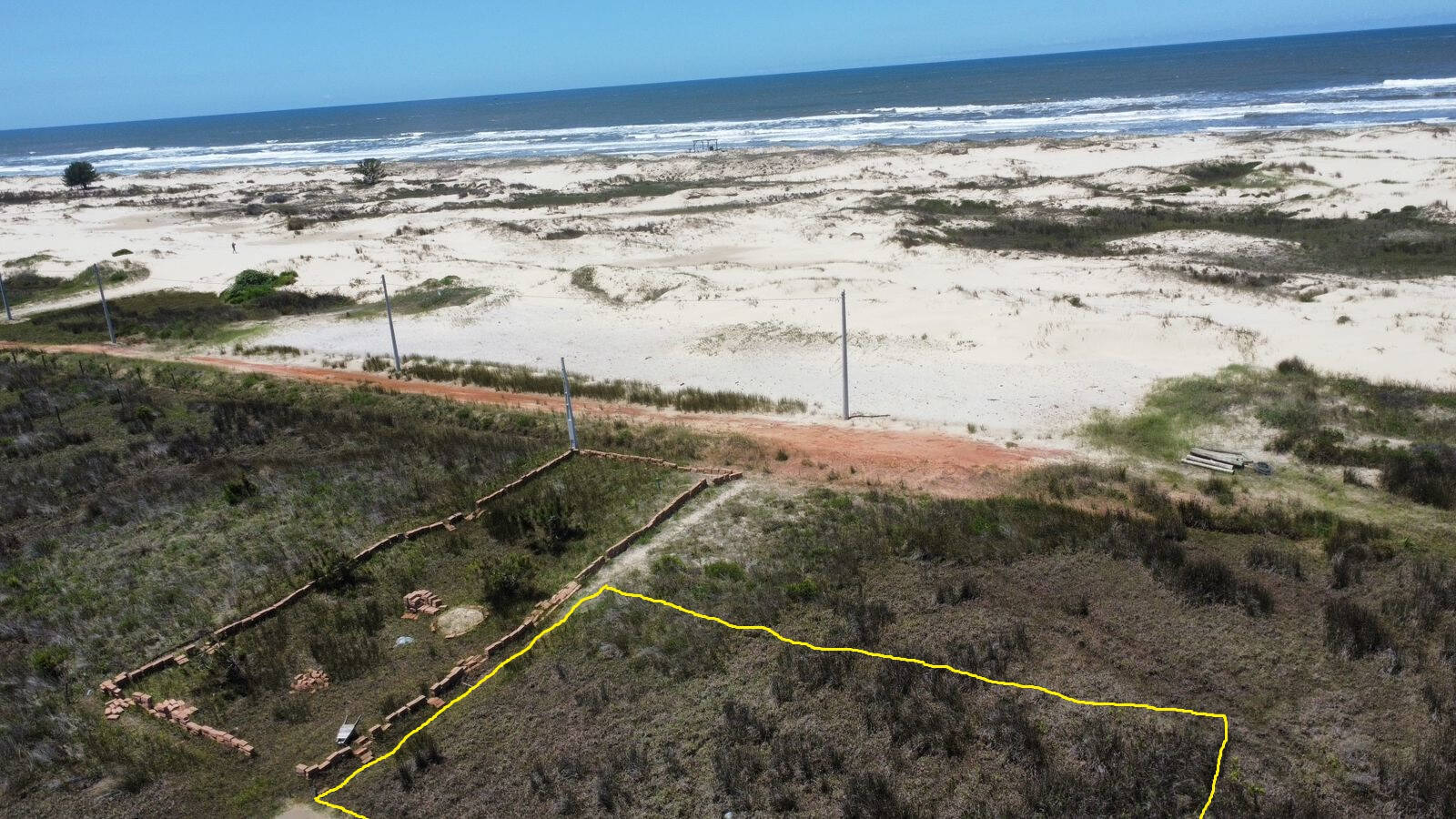 Excelente terreno localizado na Praia Azul - Passo de Torres - SC.
