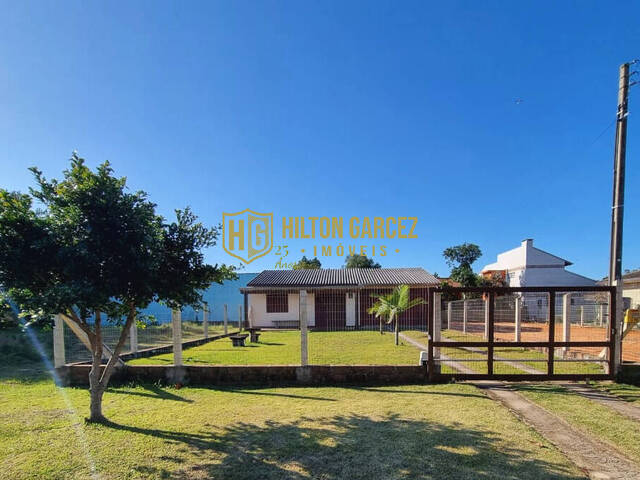 Linda Casa Semi mobiliada em Bella Torres - 1373